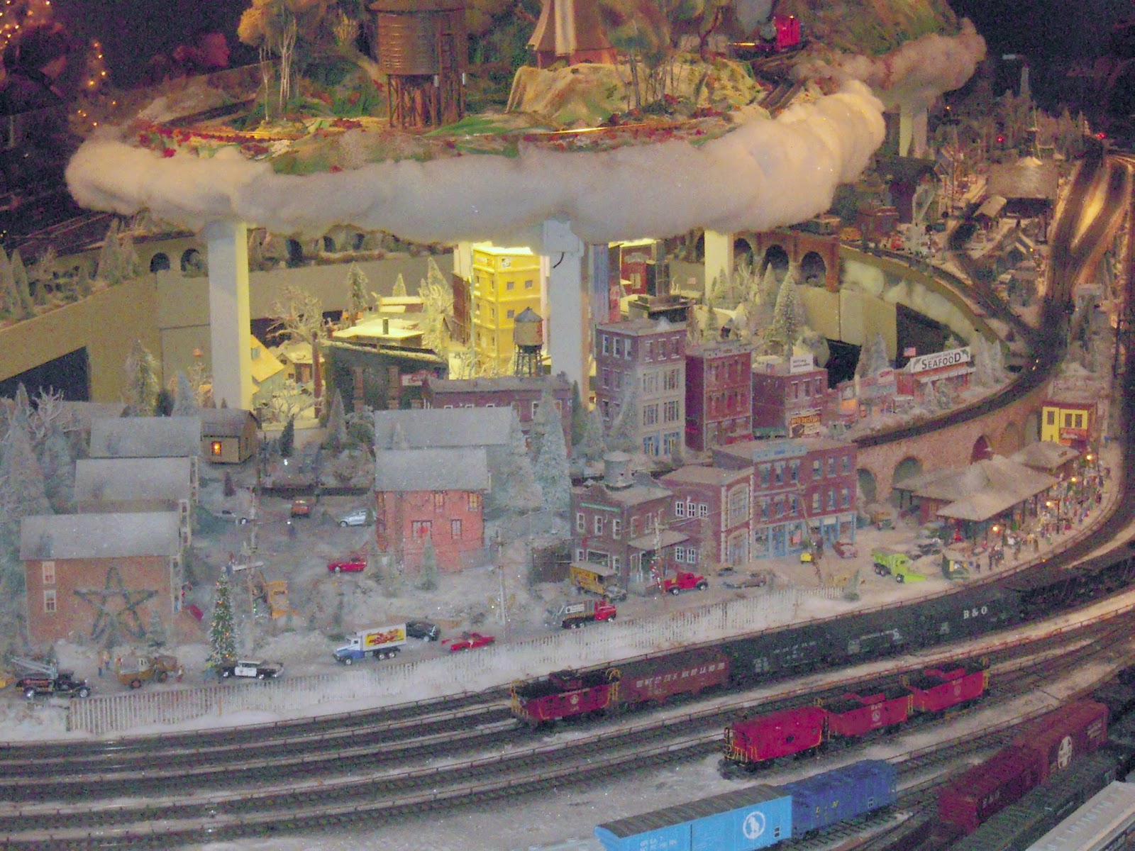 Sweet William The Scot: I hear the train a comin'