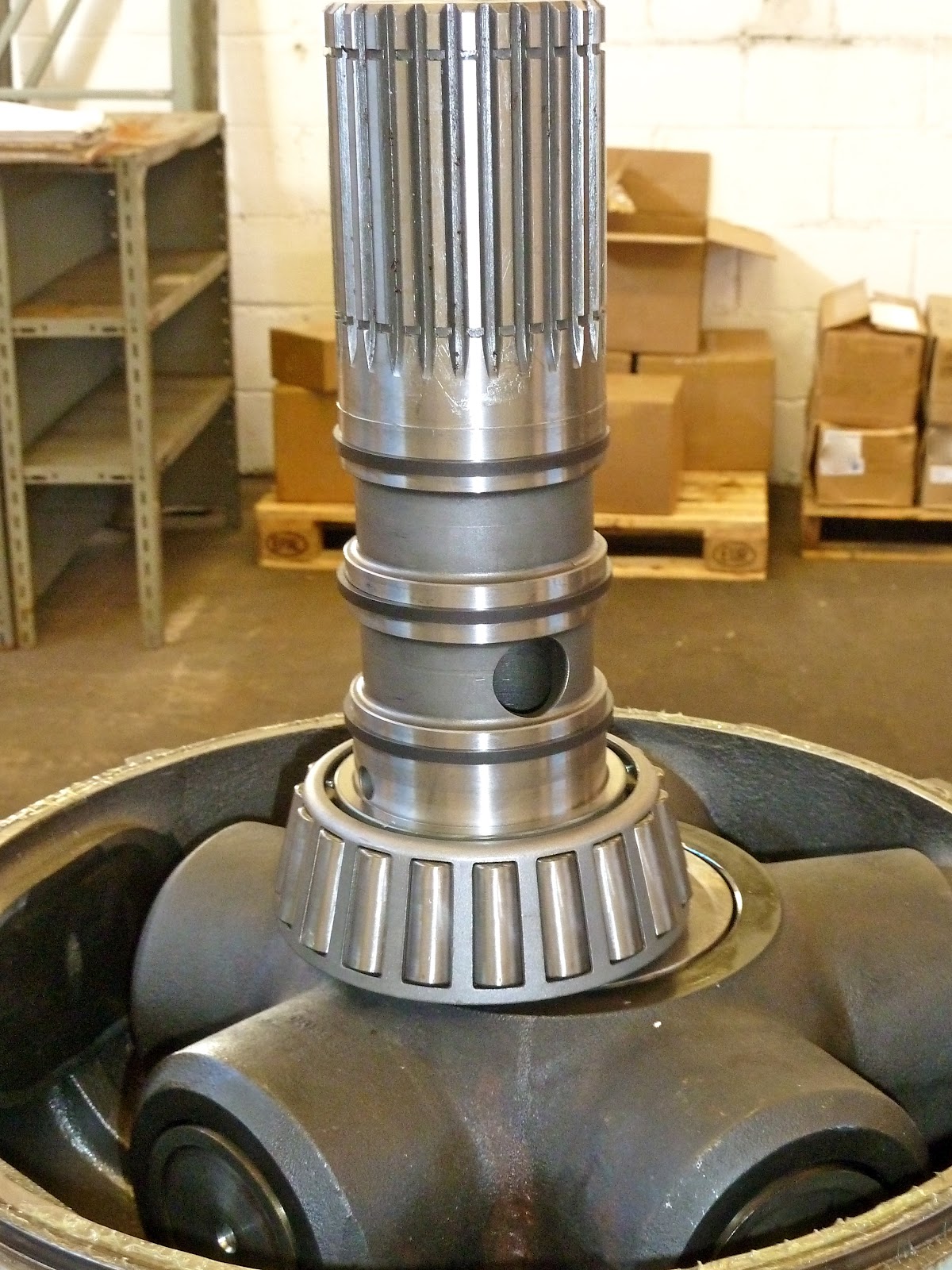 P & R Hydraulics Ltd - Repairs: Fairground Ride - hydraulic repair