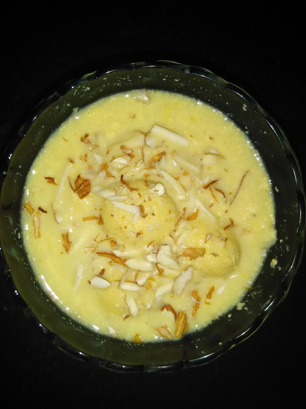 Chenna pais/Rasmalai
