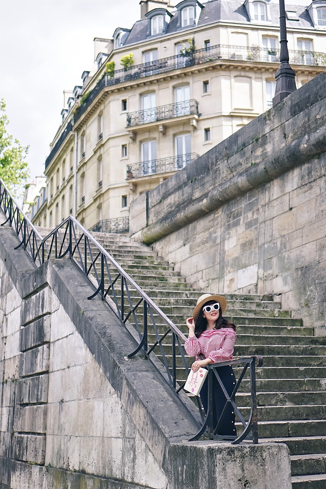 A Modern Flâneur in Paris – HistoryinHighHeels