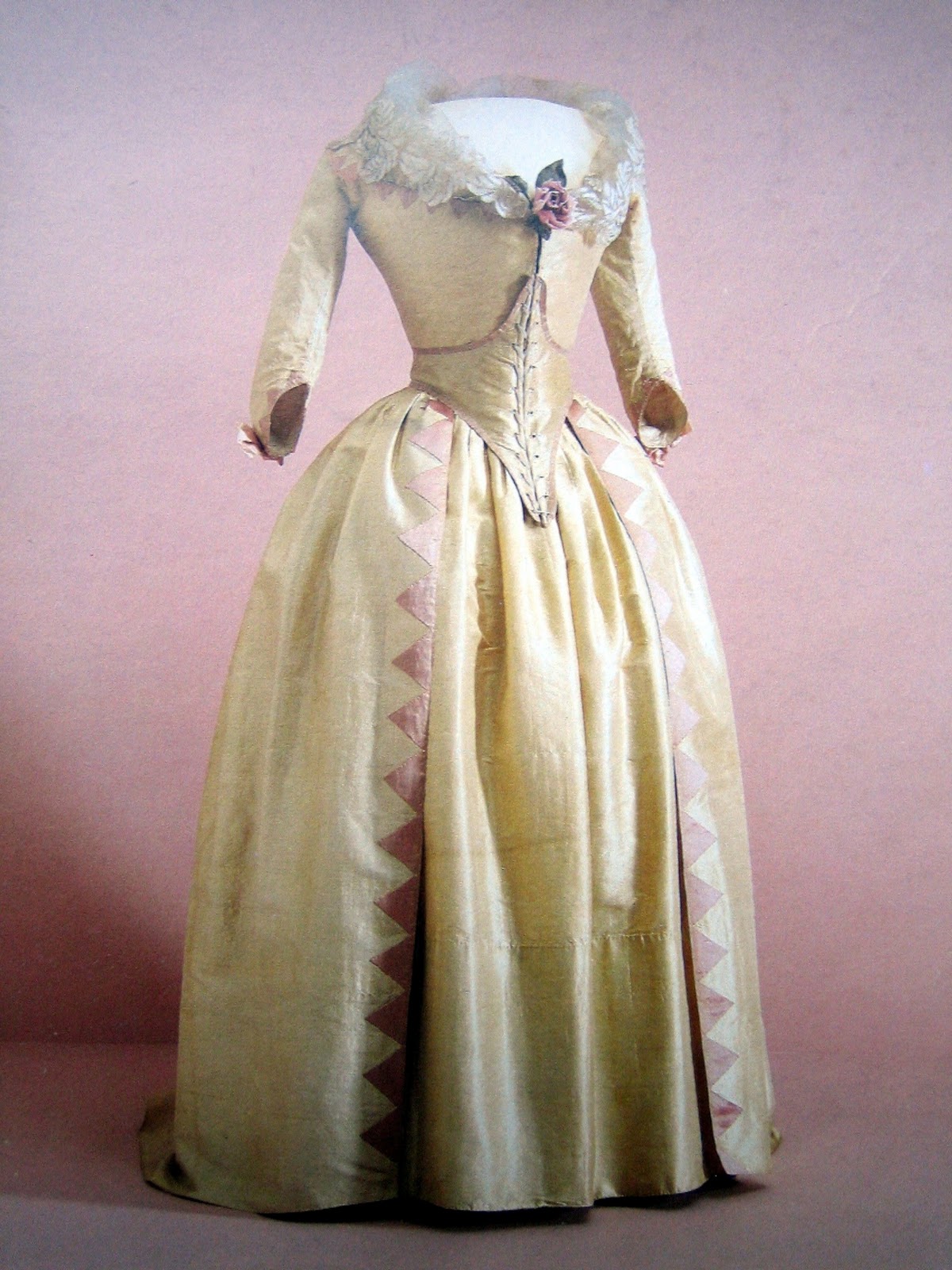 The Lady Ship: 1780s wedding dress