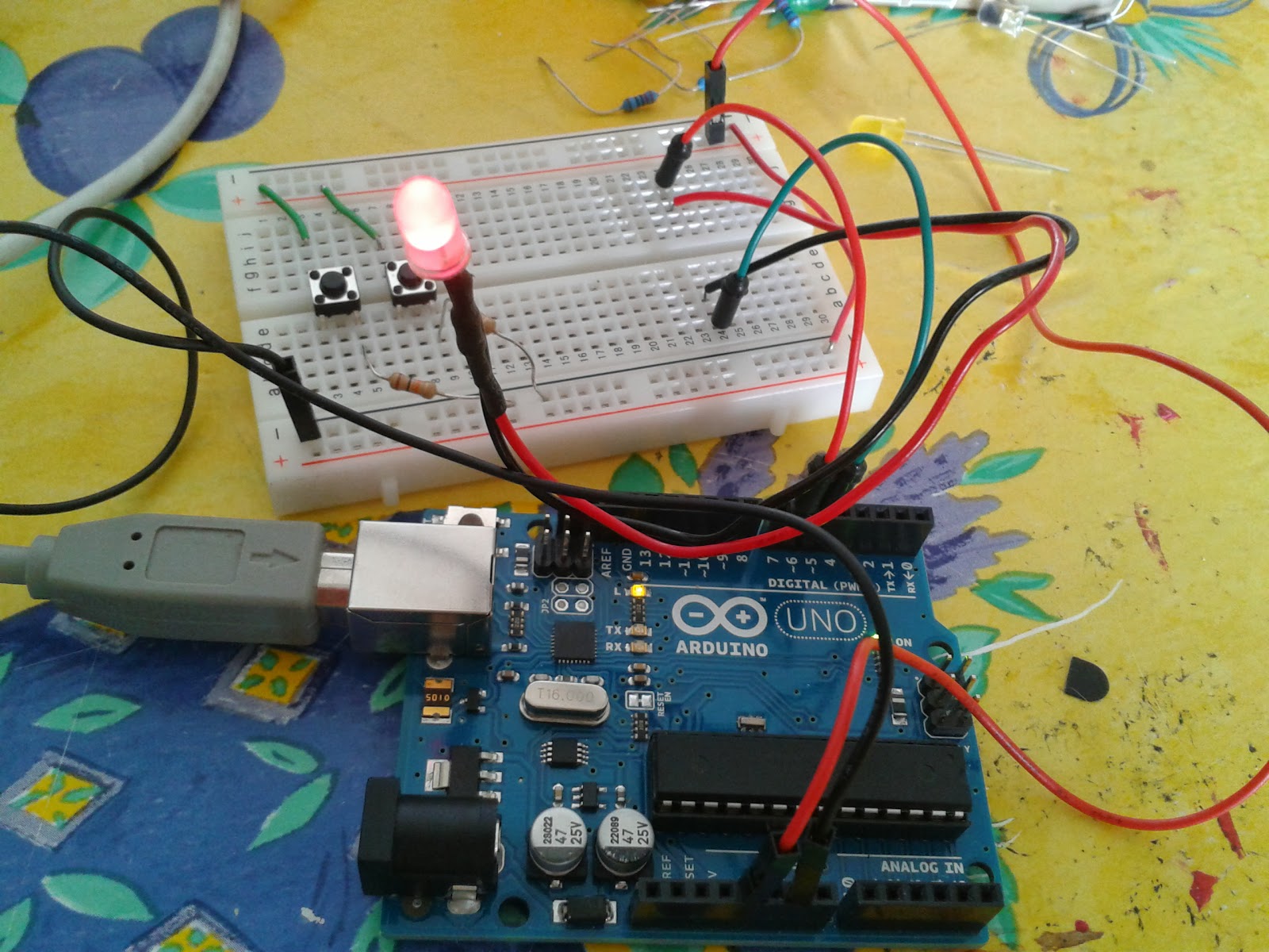 Alessandro Riva elettronica: Pilotare led bipolare bicolore con Arduino