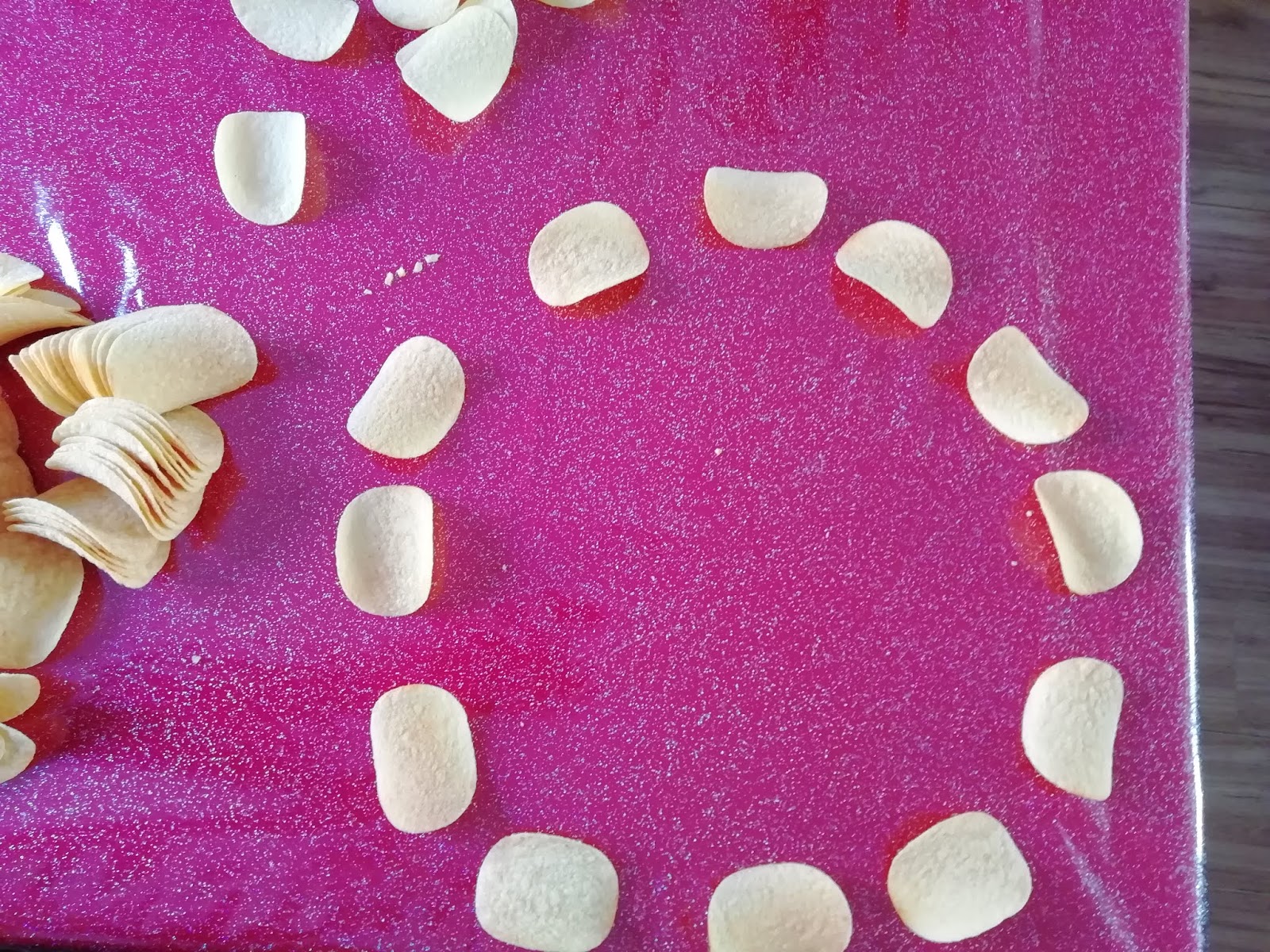 Musings of a Middle-aged Mum: Pringles Ring Engineering Challenge