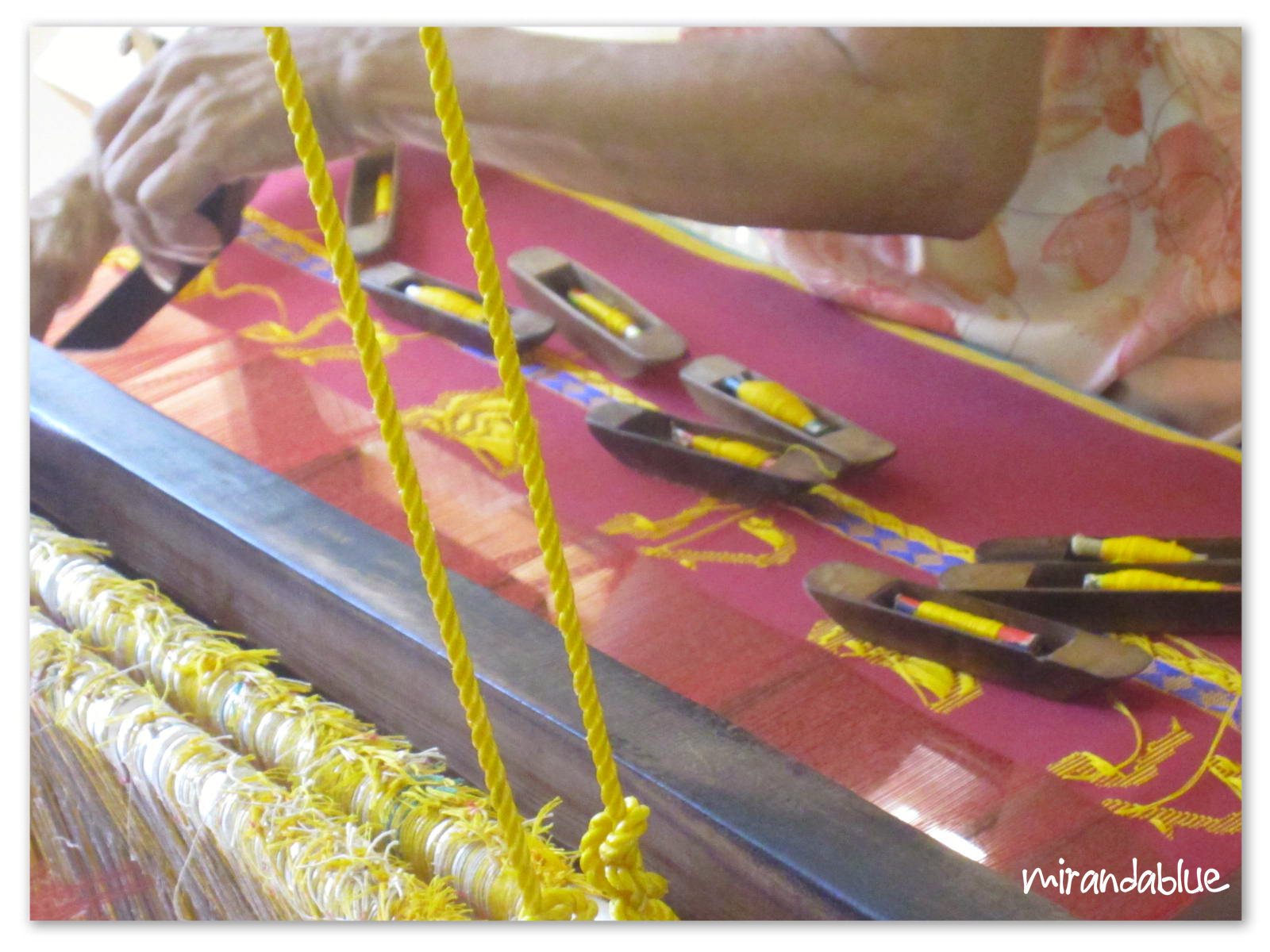 Miranda: Hablon Weaving