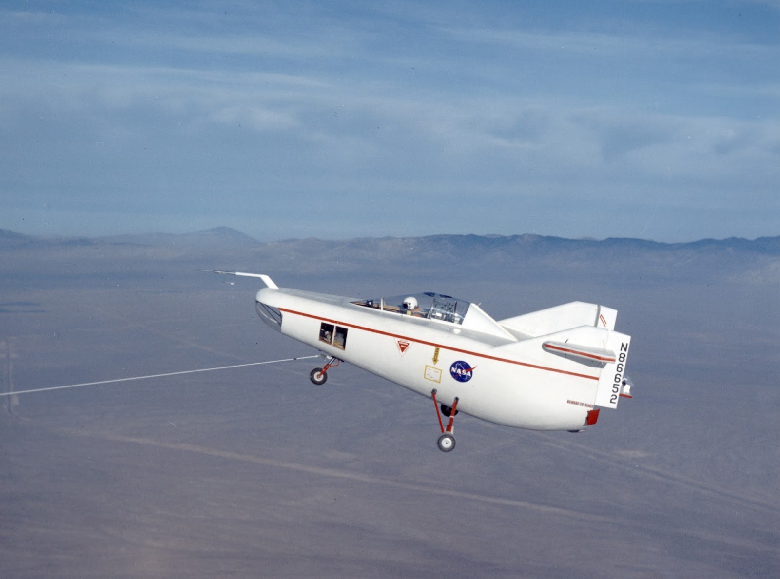 Aircraft without wings! (NASA M2-F1) - Aircraft Nerds