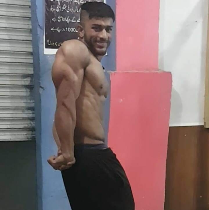 world bodybuilders pictures: cute sialkoti bodybuilder Jamal Ahmed with ...