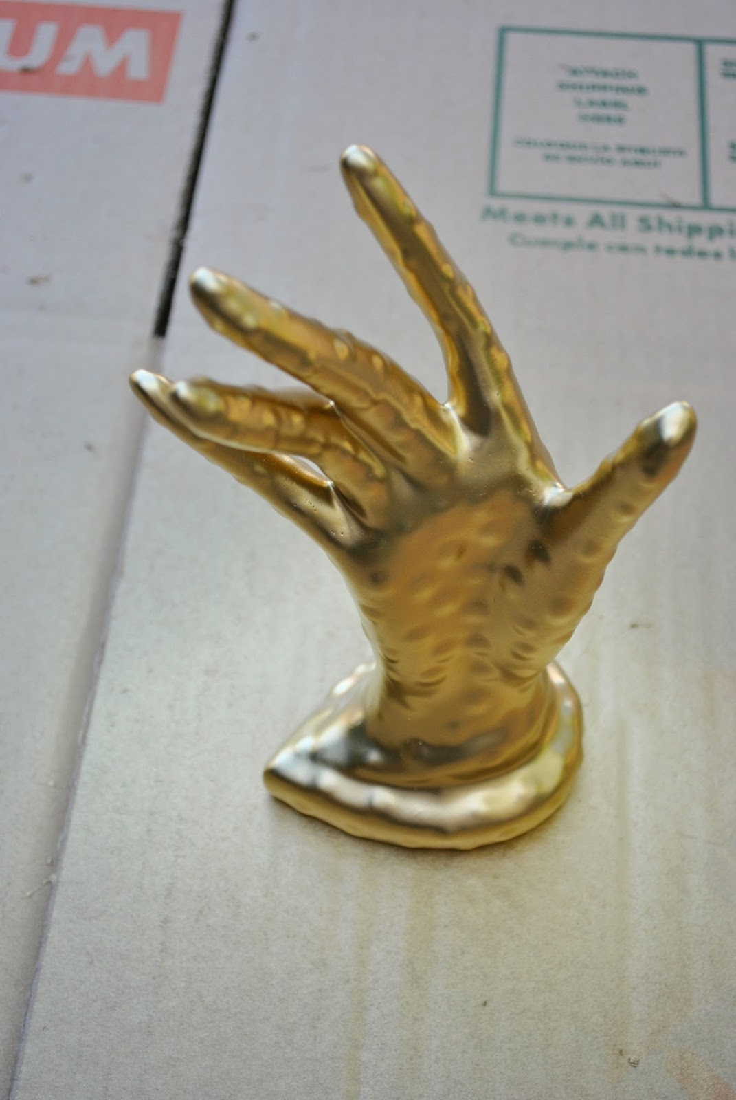 Style My Way: My DIY - The Vintage Hand