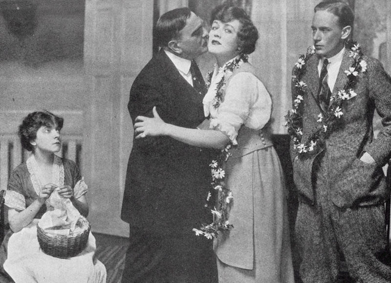 Leslie Howard: The Wren