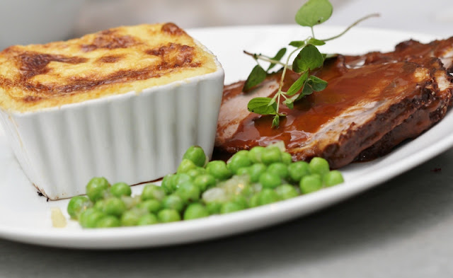 Två små kök: Potatismos med brieost, gratinerat med vispad grädde ...