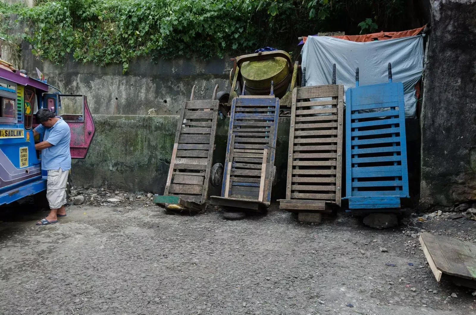 Vegetable Porters La Trinidad Benguet & Baguio City | AvianQuests