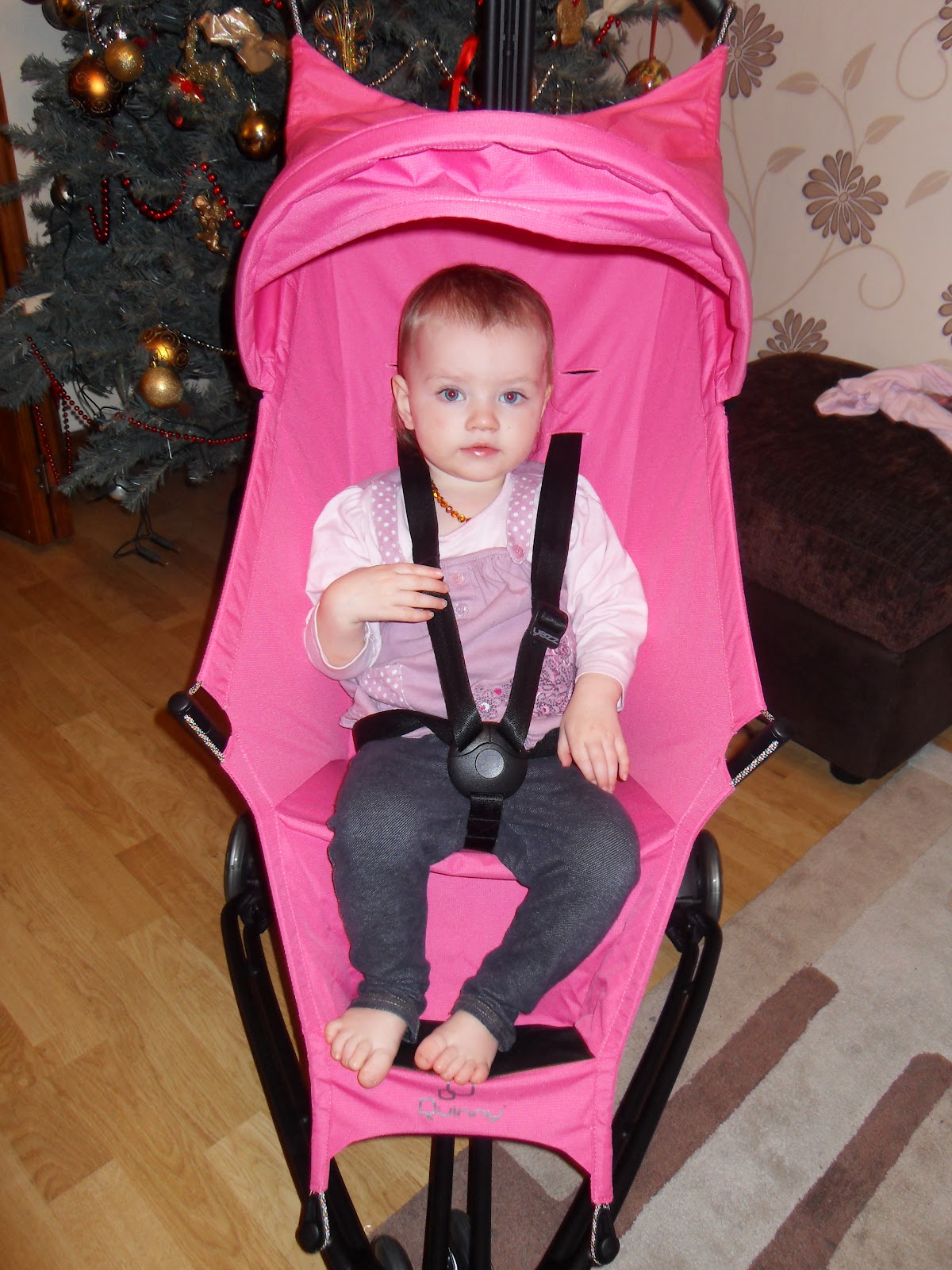 Beth's bits and blog's reviews: Please watch our Quinny Yezz video so ...