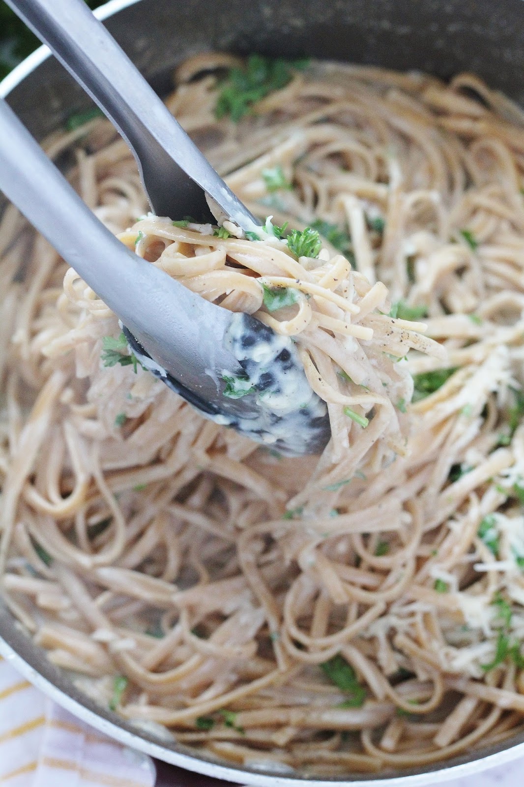 One-Pot Garlic Parmesan Pasta