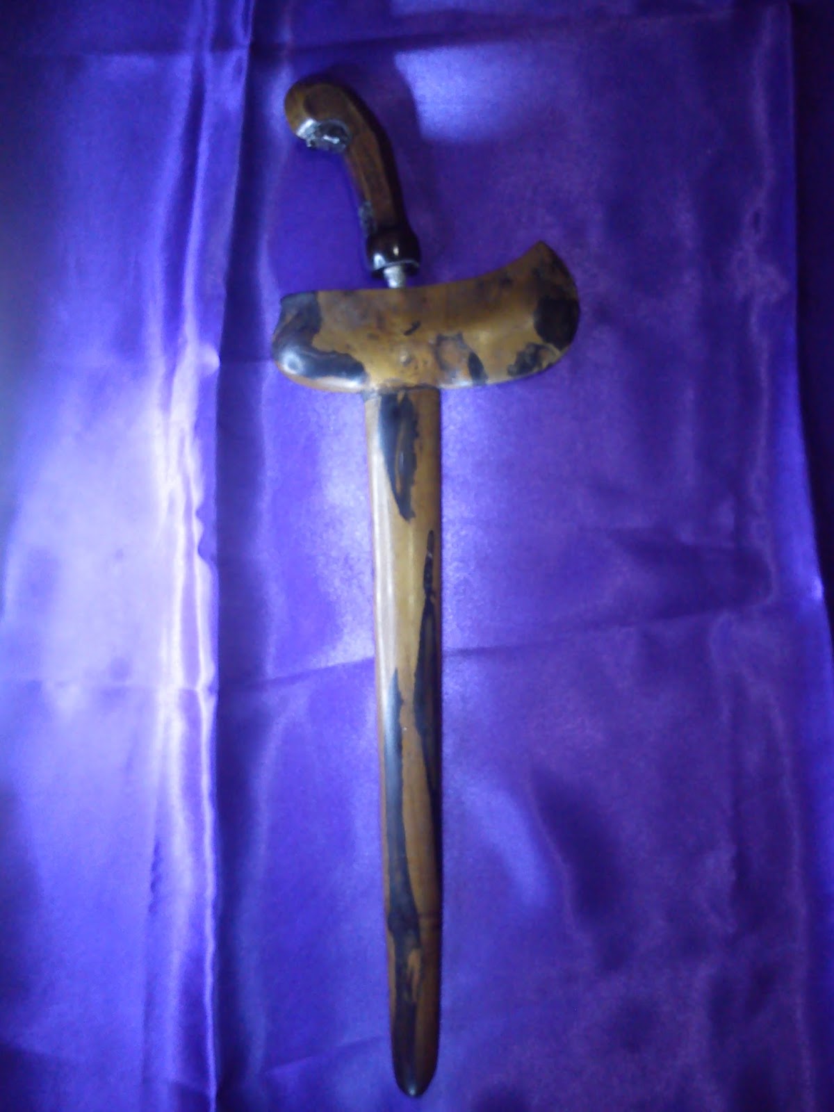 Wesi Aji Indonesia: Keris Luk 11 Pamengkang Jagad