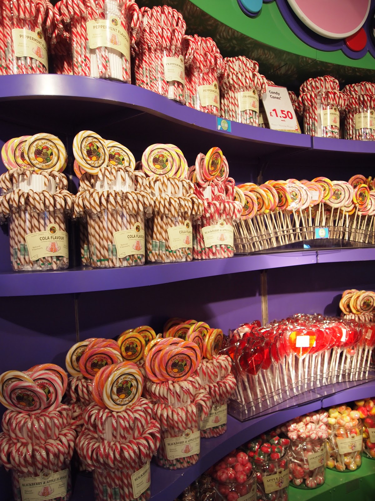 The London Guide: HAMLEYS