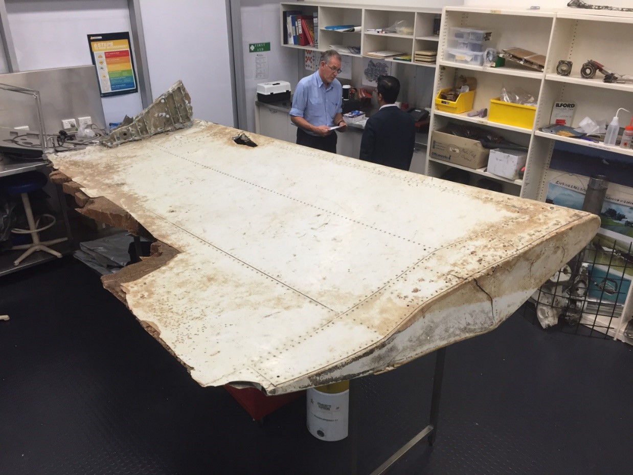 ATSB examining possibe MH370 wing flap debris - jetflightpro