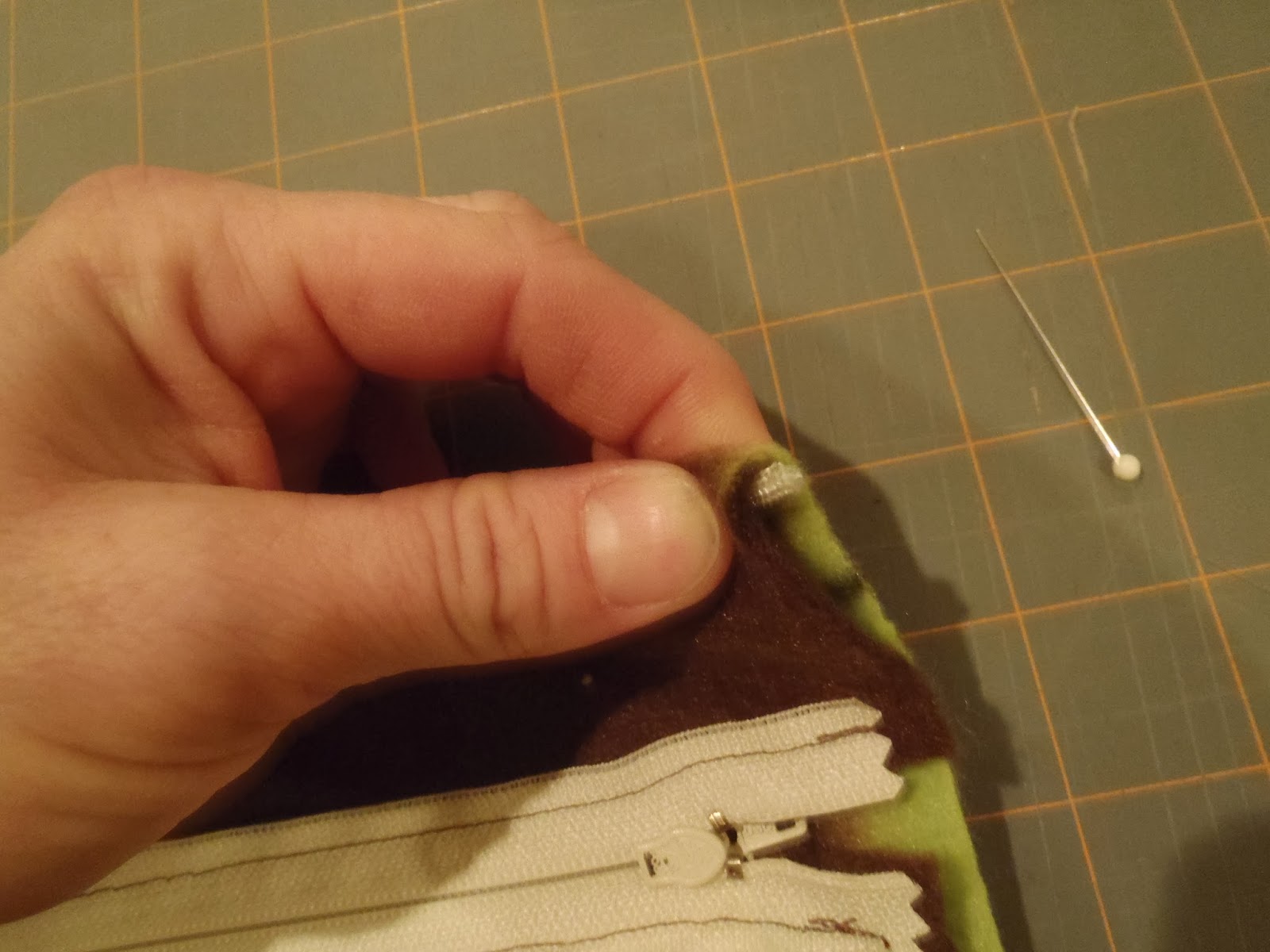 Wild Little Monkeys: Make Your Own Zippered Bonding Pouch