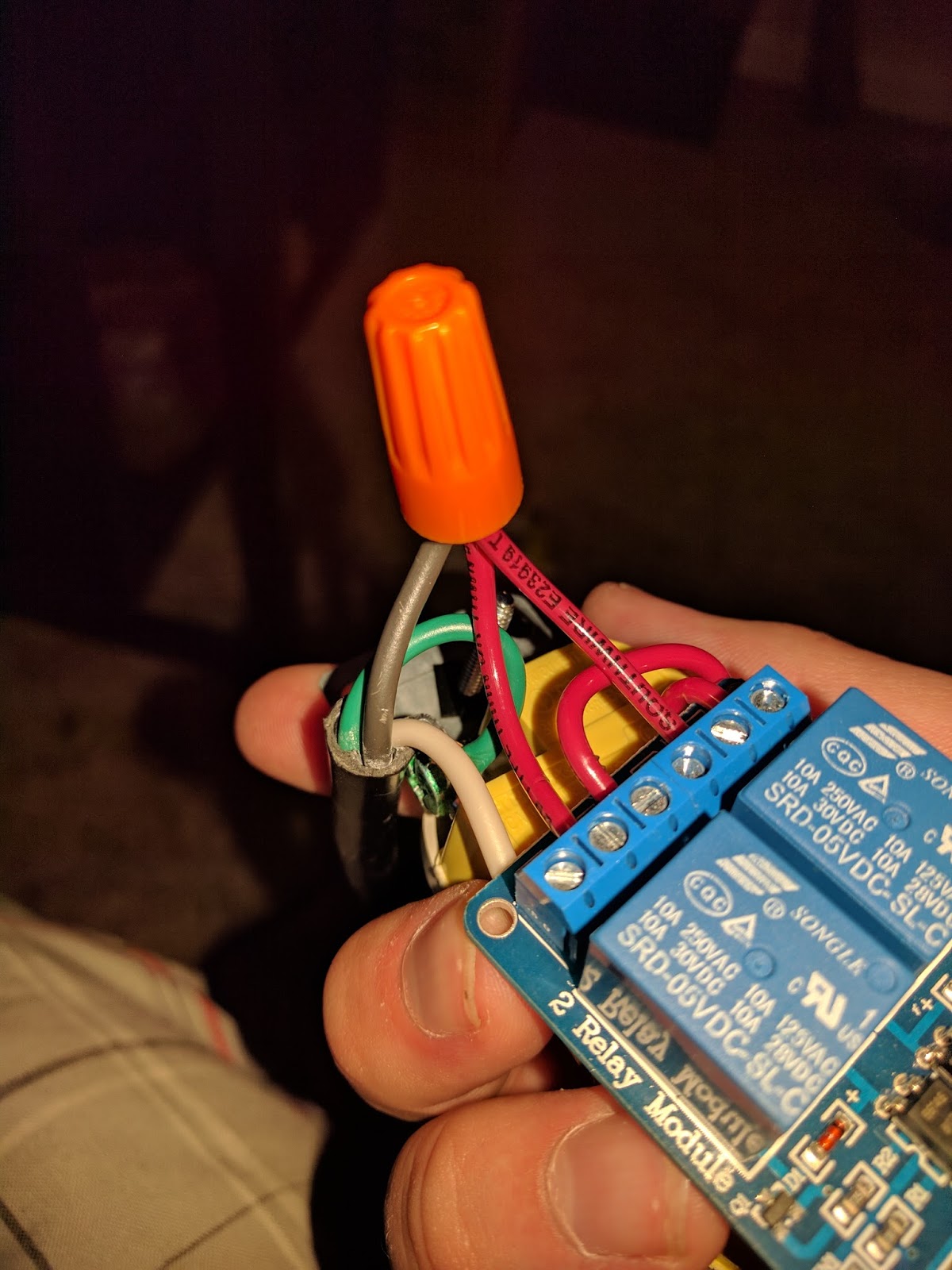 HOBloom - Building Smart Outlets