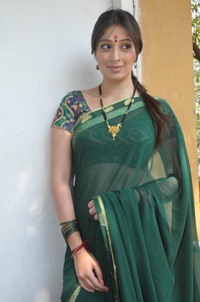 Lakshmi Rai Latest Beautiful Saree Stills in Rani Ranemma Up comming ...