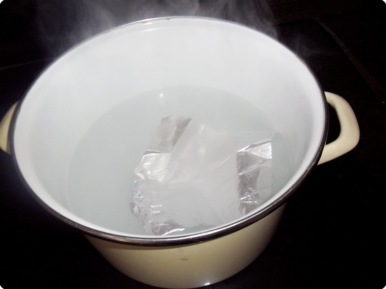 Kinda Granola: Homemade Silver Cleaner