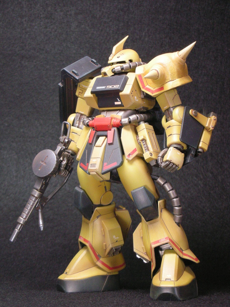 HGUC 1/144 Desert Type Zaku Custom Build
