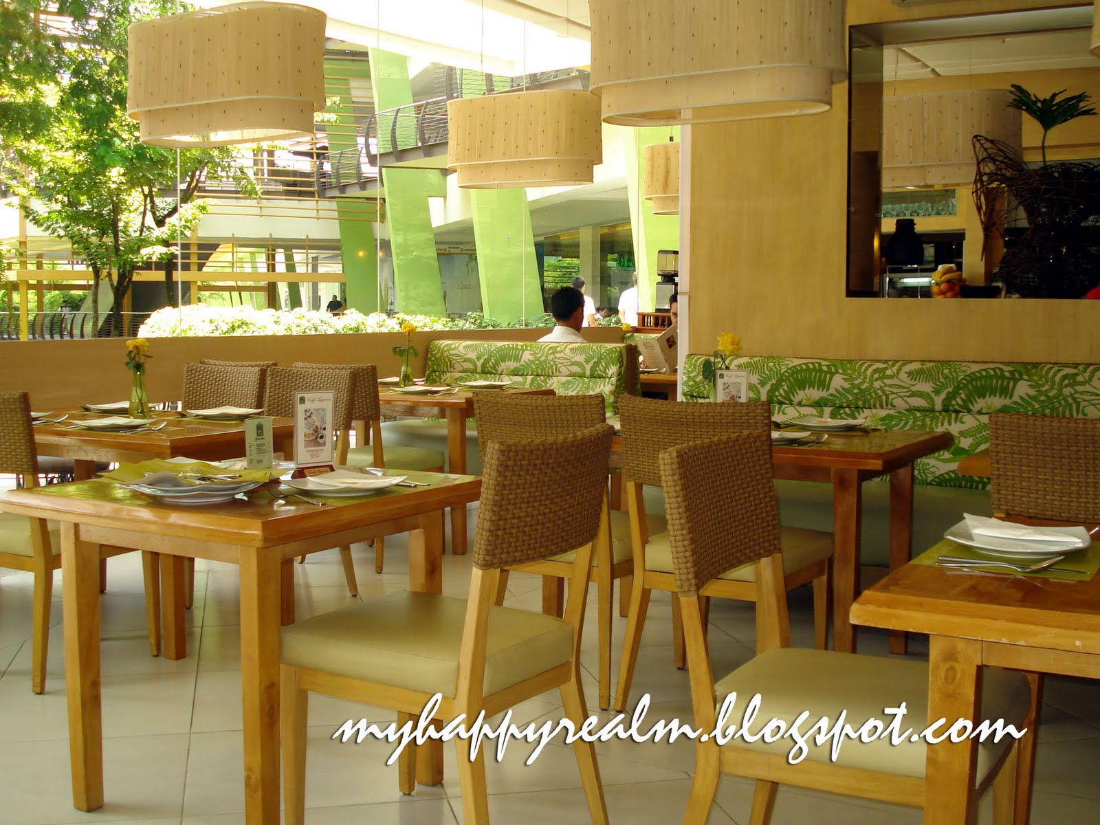 My Happy Realm: Cafe Laguna: Filipino Cuisine Made w/ Love