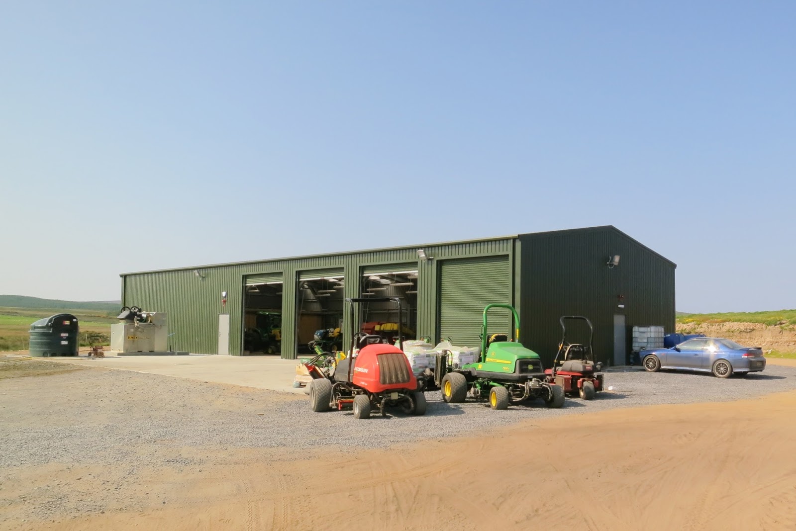 DesignBox Architecture: Green Keeping