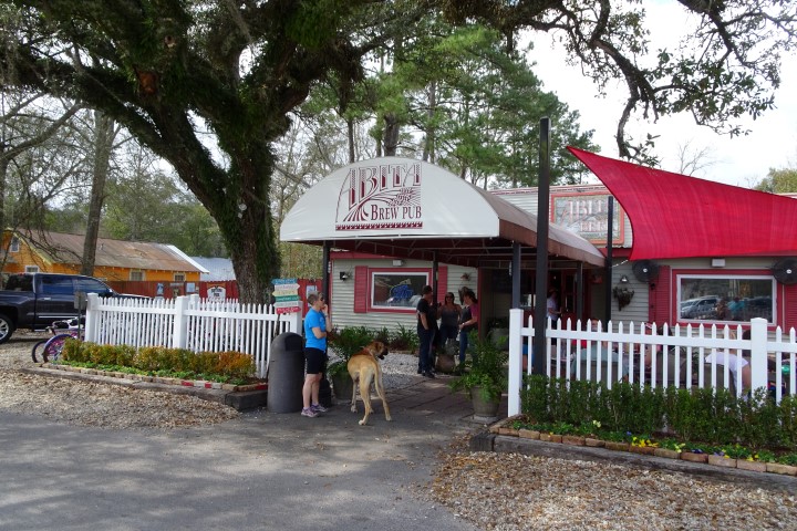 Walkabout With Wheels Blog: Lunch @ Abita Brew Pub Restaurant in ...