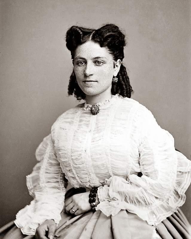 Ruffles not Rifles: The Graduation Dress (of doom)