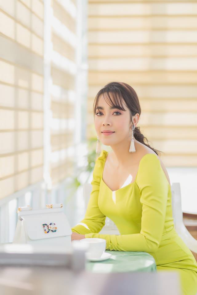 Moe Hay Ko - Amazing Actress Fashion Photos