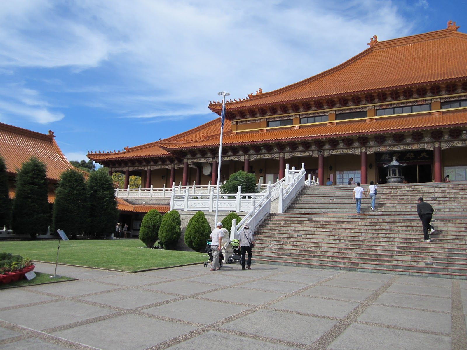 Kerancia: Wollongong Part 1 - Nan Tien Buddhist Temple