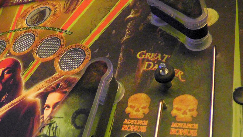 Modding a Zizzle Pirates of the Caribbean Pinball Machine: Fixing Ball ...