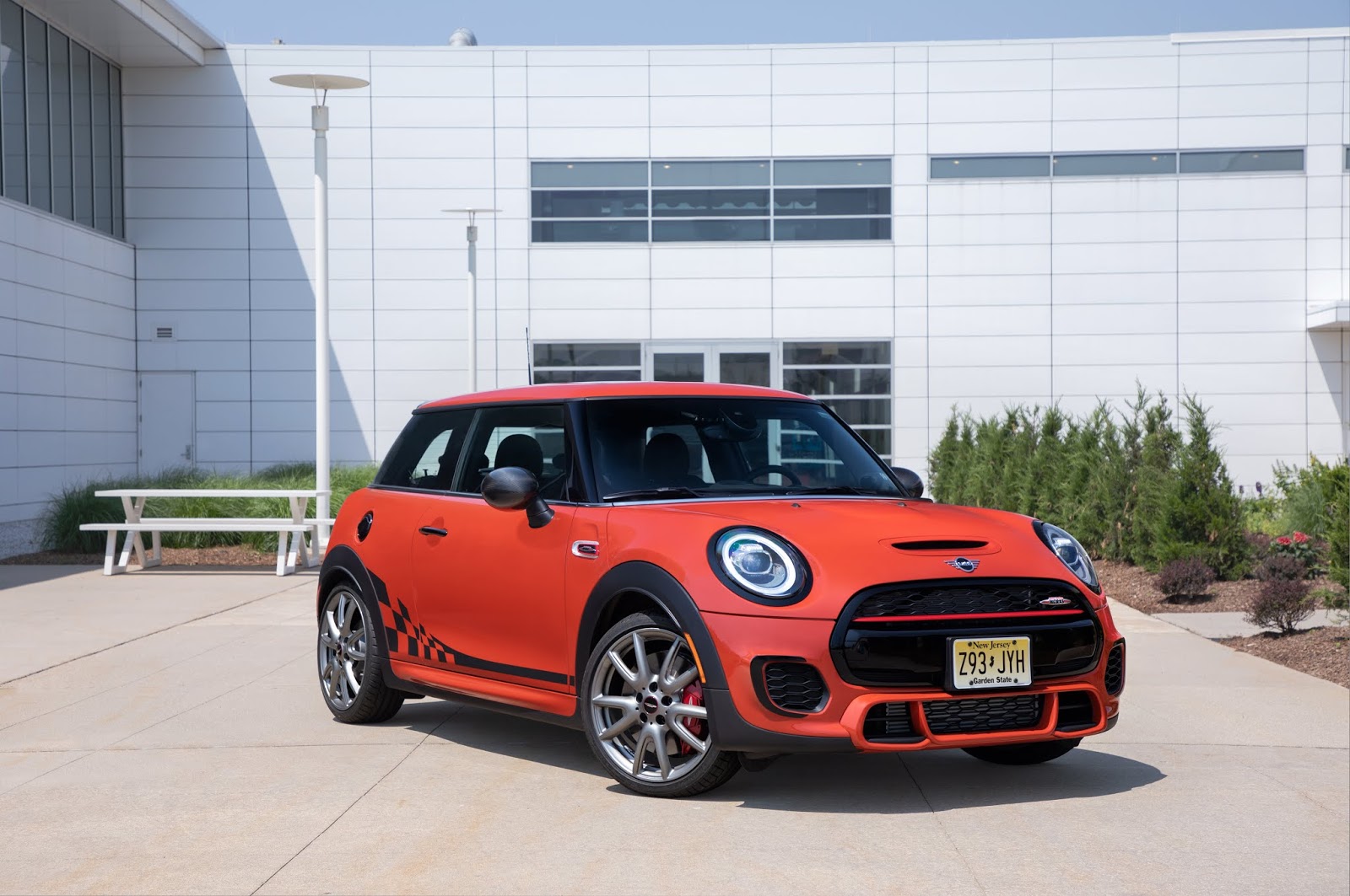 The Auto Advisor Group: MINI COOPER INTERNATIONAL ORANGE DEBUTS