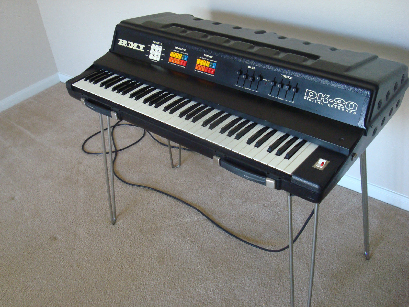 MATRIXSYNTH: Vintage 70's RMI DK-20 digital synthesizer