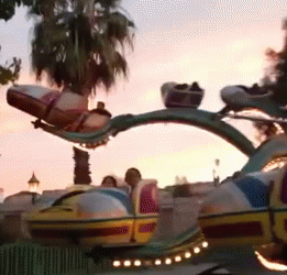 Funny Stuff: 5 Really Scary Creepy Carnival Rides
