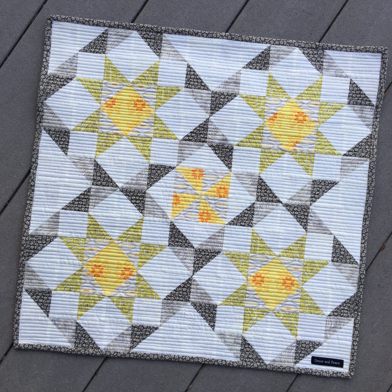Grace and Peace Quilting: ☀️Sunshine On a ☁️ Cloudy Day Quilt