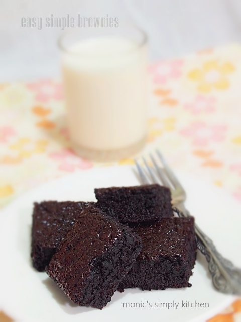Resep Easy Simple Brownies - Monic's Simply Kitchen