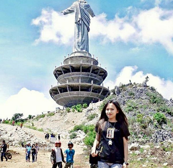 Bukit Buntu Burake Patung Tuhan Yesus Yang Mirip Dengan Patung Tuhan ...