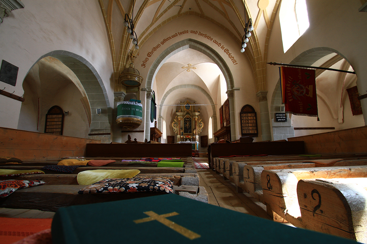 Dan Tiganila: Biserica fortificata Harman