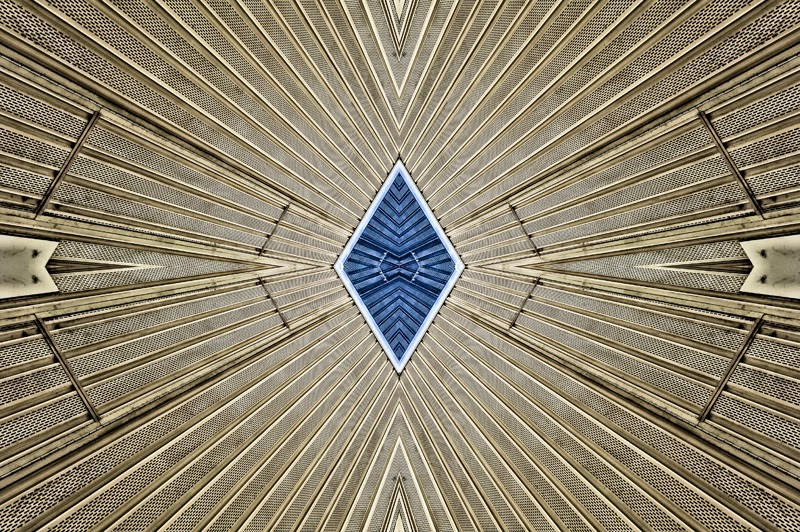 On Photography: Mirror-Tessellation Photography by example