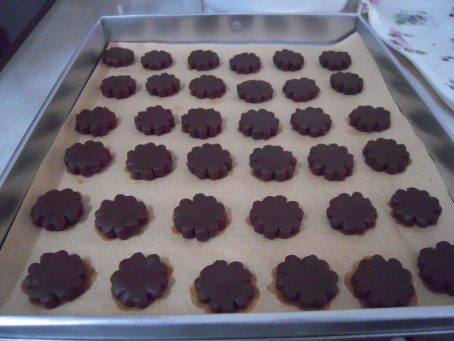 ...aNd LovE LivEs fOrEveR...: ~Biskut Coklat Rice~