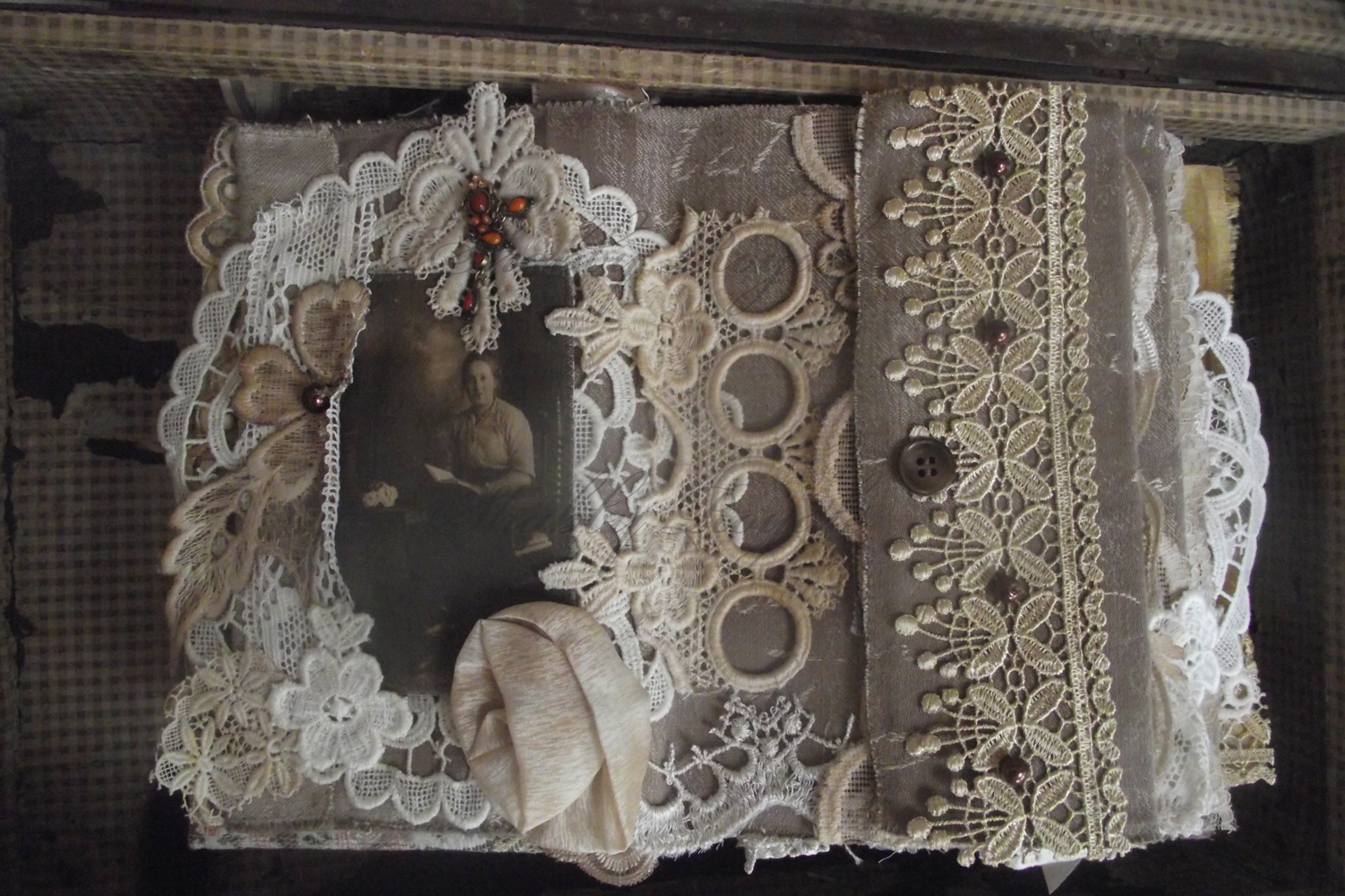 Shabby Royale: Books and Inspiration 1/2