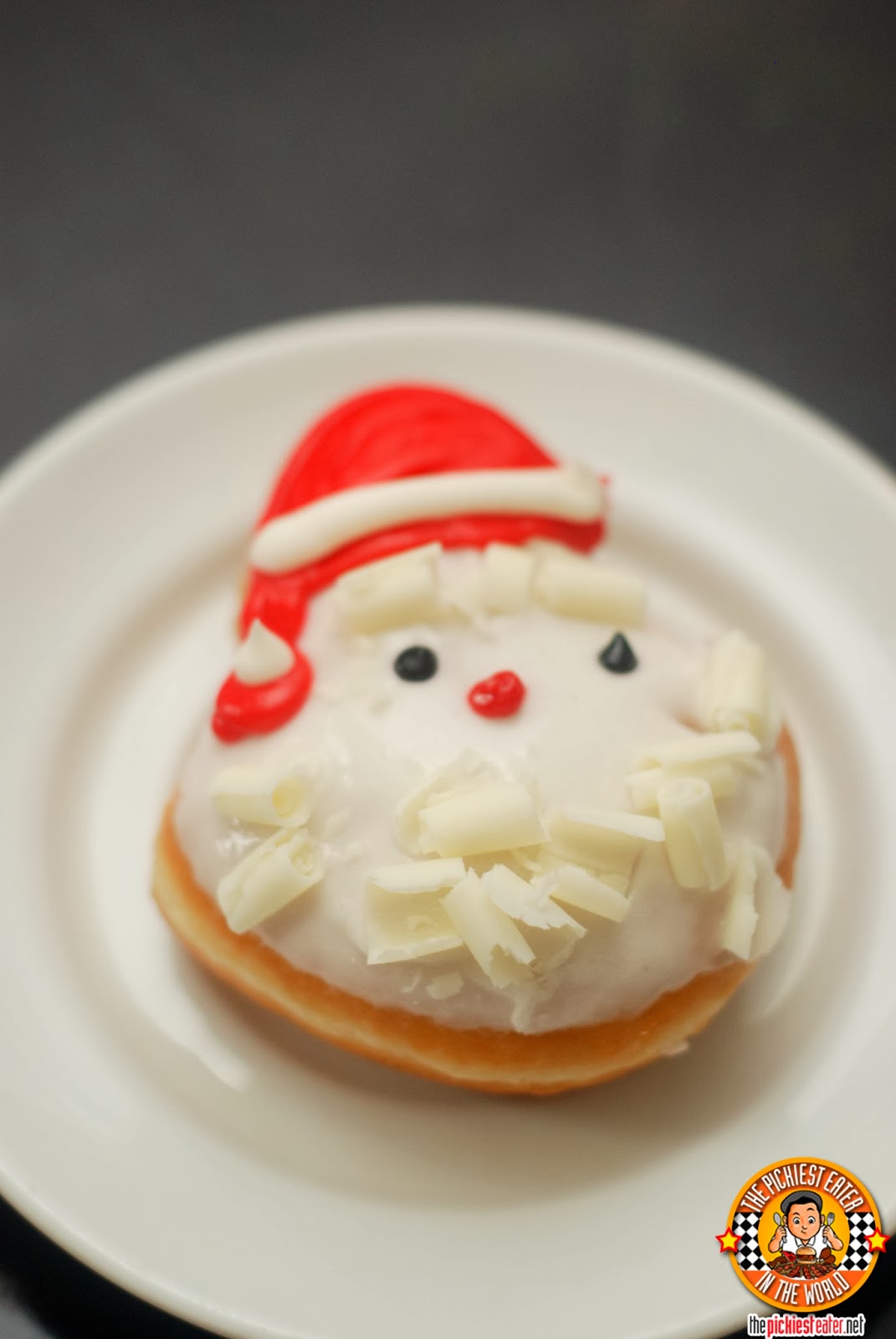 THE PICKIEST EATER IN THE WORLD: KRISPY KREME LIGHTS UP THE HOLIDAYS!!