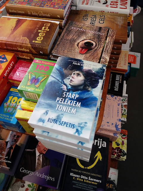 Maištinga siela: Zvaigznes Grāmatnīca knygynas Rygoje: Kokias knygas ...
