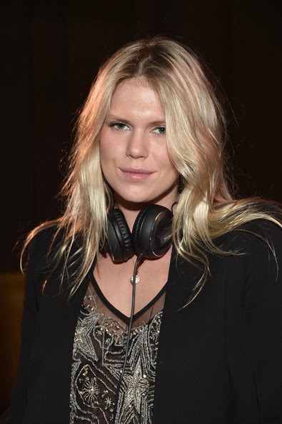 Stones Please Don`t Stop: Alexandra Richards DJ en the Christopher ...