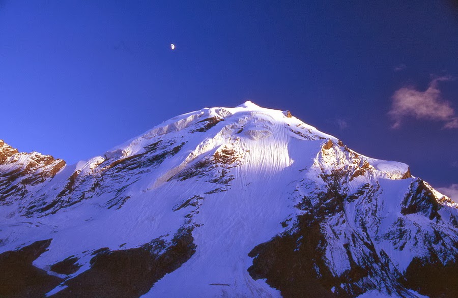 The Accidental Climber: Mantalai Magic - Part I : Getting There