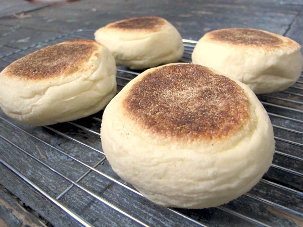 nine.ate.seven: english muffins from scratch