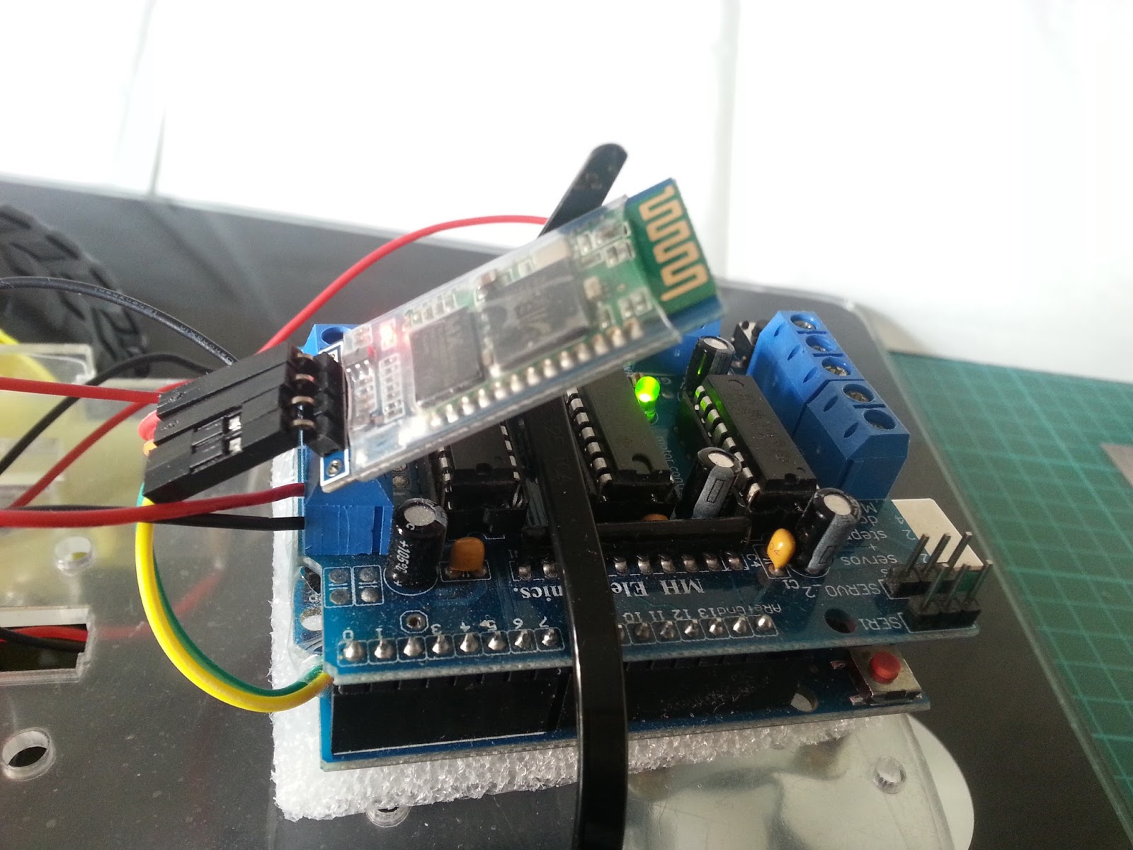 Alictronix: Android App controlled 2WD RC Robot Platform Car Kit with ...