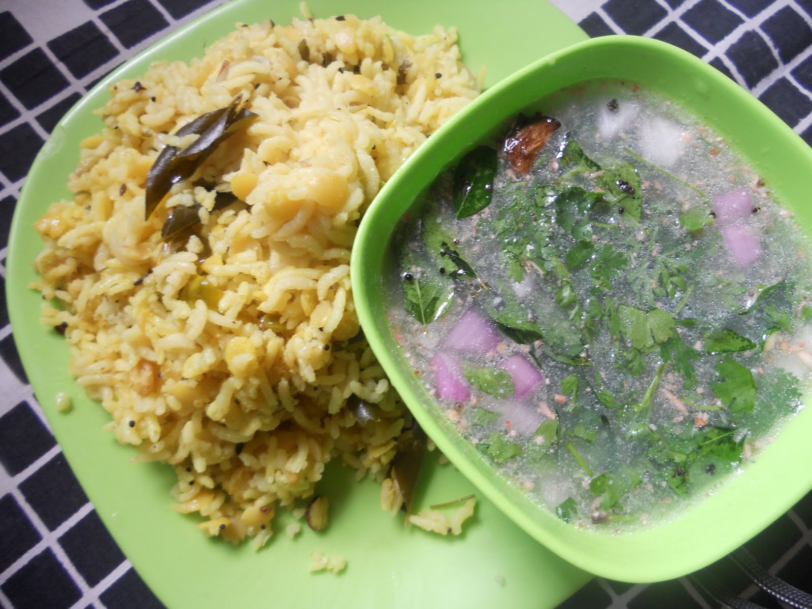 kranthi's kitchen: pachi pulusu or raw rasam with peanuts