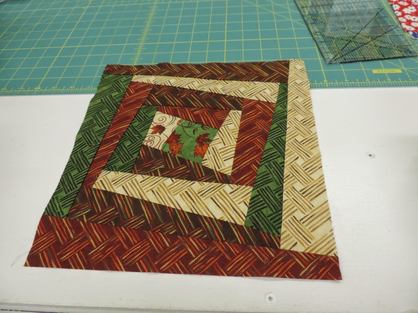 P-Dub's Quilt Stuff : Wonky Log Cabin blocks and other nifty stuff!
