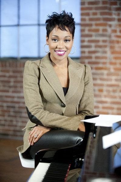 Youth&Style: Singer Monica... A possible Candidate for Whitney in Body ...